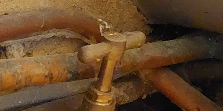 How to find and operate your water stop valve | Expert advice