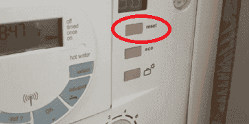 How to reset a Worcester Bosch Boiler - Maintracts Services Ltd